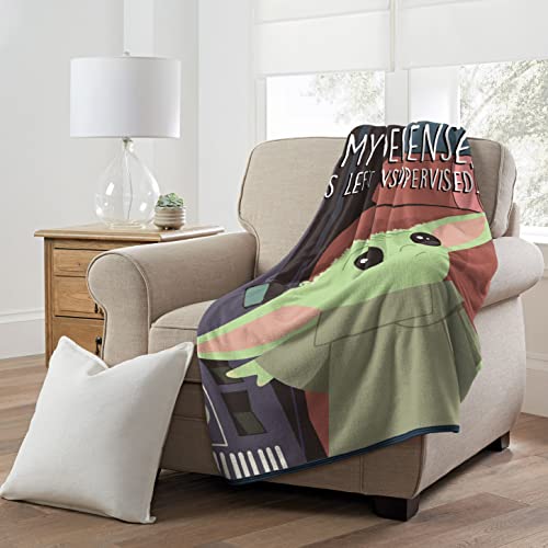 Seven Times Six Star Wars The Mandalorian The Child No Buttons Super Plush Throw Blanket 46" x 60" (117cm x 152cm)