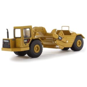 Diecast Masters 1:64 Caterpillar 611 Wheel-Tractor Scraper, Play & Collect Series Cat Trucks & Construction Equipment | 1:64 Scale Model Diecast Collectible Model 85695