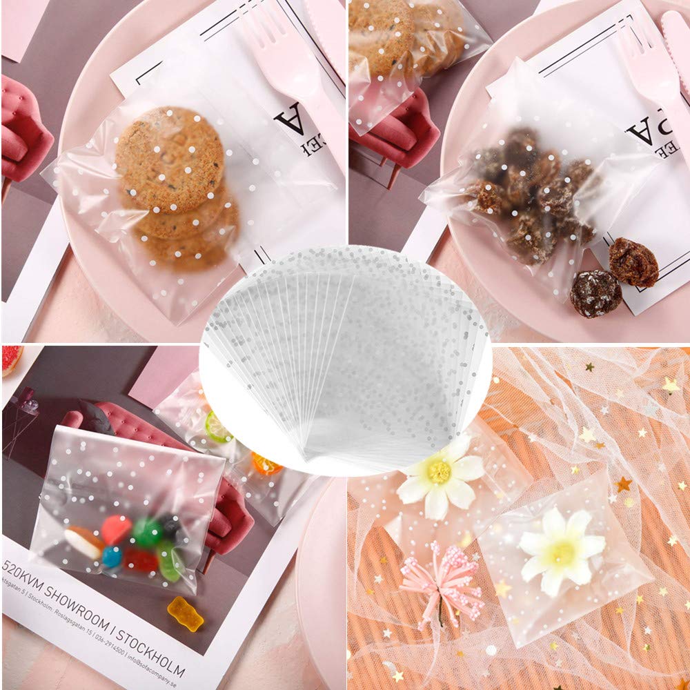 Cookie Bags 200 Pcs 5.5″ x 5.5 ″Self Adhesive Cookie Bags Cellophane Treat Bags Self Sealing Clear Plastic Bags White Polka Dot Party Favor Bag for Party Gift Giving Bakery Candy Cookie Chocolate