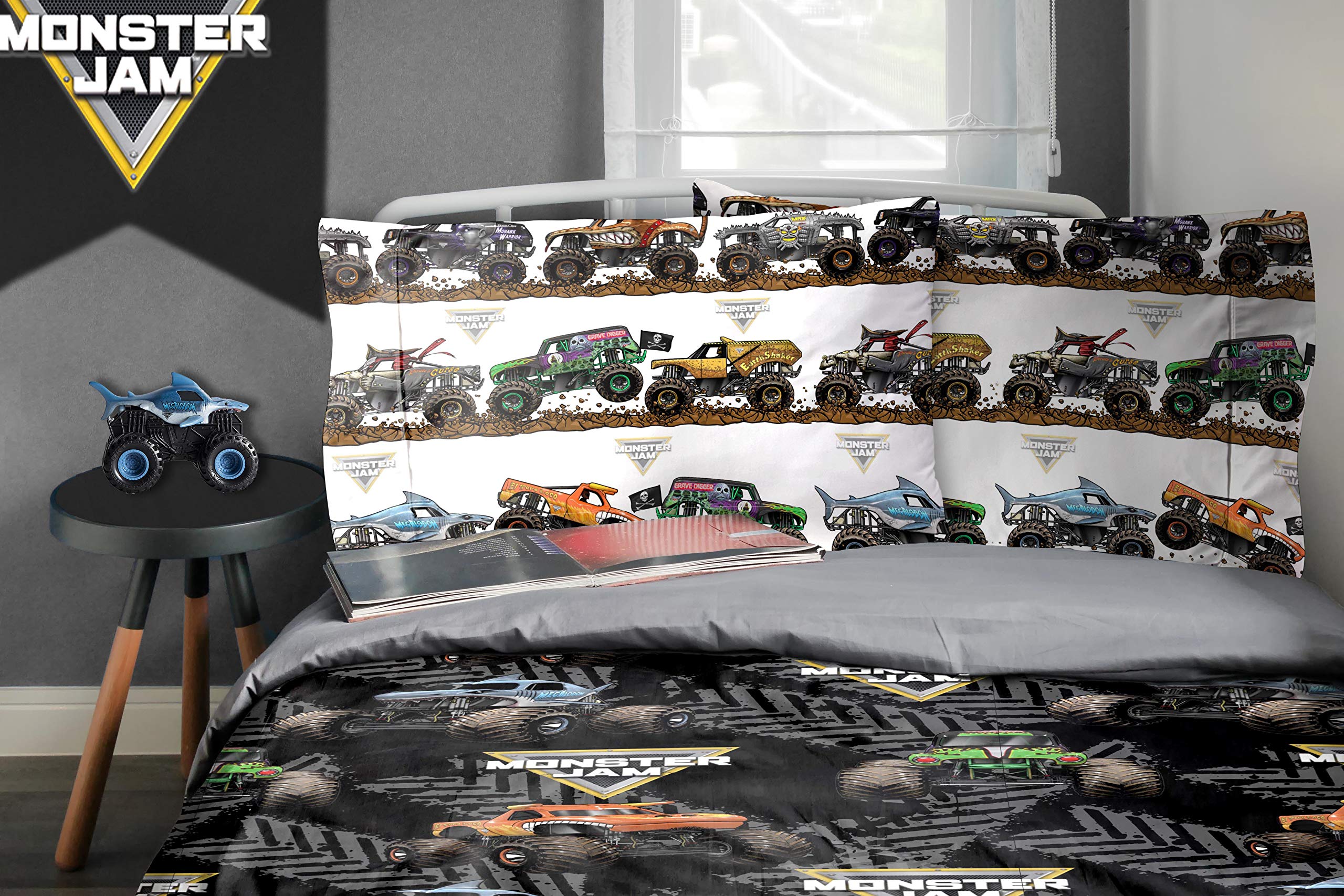 Jay Franco Monster Jam Tracks 5 Piece Full Bed Set - Includes Comforter & Sheet Set - Bedding Features Grave Digger &,Megalodon - Super Soft Fade Resistant Microfiber (Official Monster Jam Product)