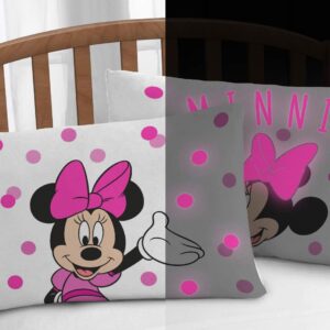 Jay franco Disney Minnie Mouse Glow in The Dark 2 Pack Reversible Pillowcases - Double-Sided Kids Super Soft Bedding (Official Disney Product)