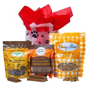 dog christmas treat gift bag "love you punkin", usa made treats & chews, paw-print gift bag (pumpkin spice, sweet potato & duck flavors).