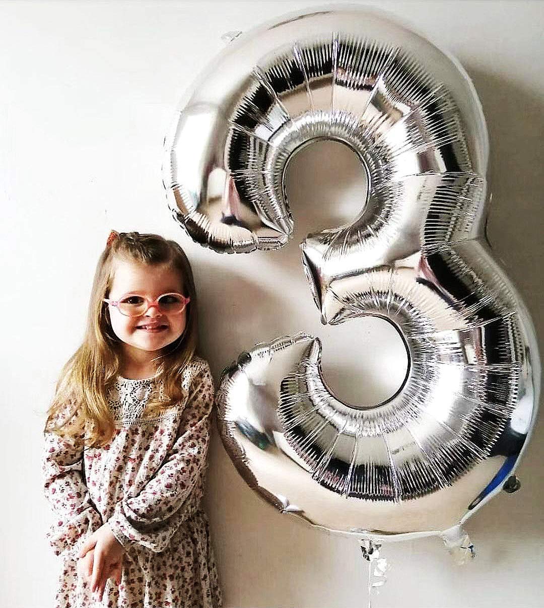 40 Inch Large Silver Number 0 Balloon Extra Big Size Jumbo Digit Mylar Foil Helium Balloons for Birthday Party Celebration Decorations Graduations Wedding Anniversary Baby Shower Supplies Engagement