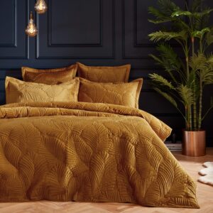 paoletti palmeria velvet quilted duvet set (full) (gold)