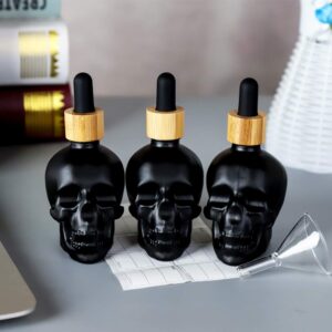 HUIZHU 3PCS 2oz Skull Glass Dropper Bottles Refillable Bottles liquid bottling Dispensing bottle with Eye Dropper Pipettes for Essential Oils/Beauty Oil Mix, Aromatherapy Blends (60ml x 3pcs)