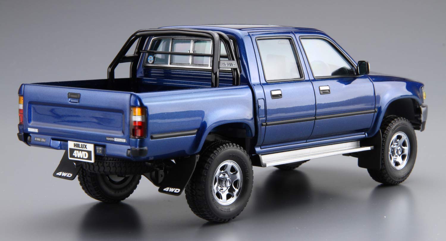 Aoshima Toyota LN107 Hilux Pickup Double Cab 4WD ’94 1:24 Scale Model Kit