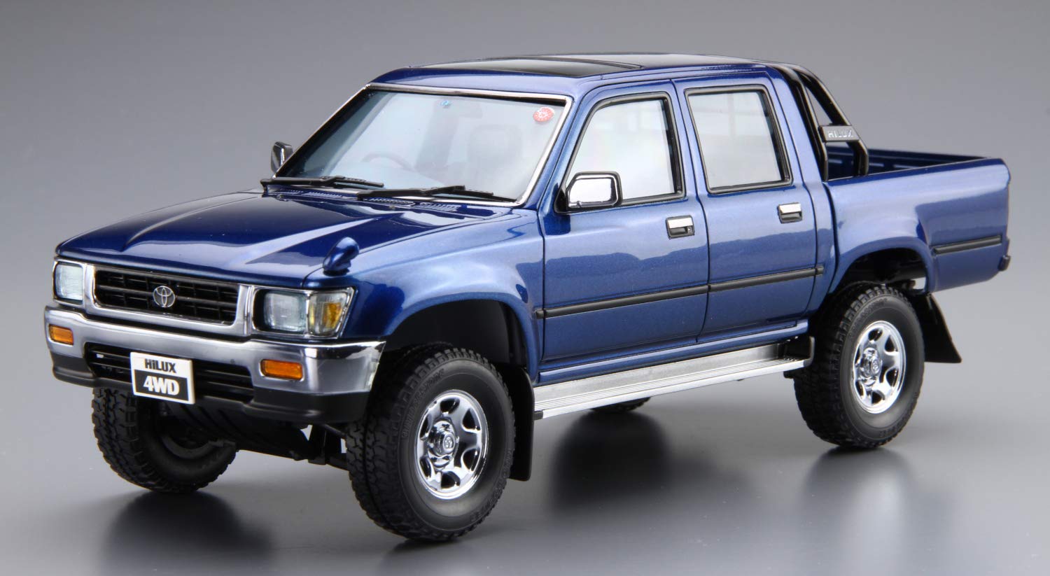 Aoshima Toyota LN107 Hilux Pickup Double Cab 4WD ’94 1:24 Scale Model Kit