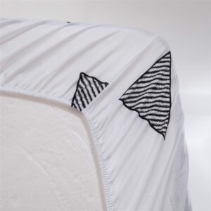 KFZ Twin Triangle Sheet Set –Triangle White Black Bedding Comforters & Sets- 4 Pieces with 1 Fitted Sheet, 1 Flat Sheet and 2 Pillowcase –Bed Sheets for Bed Frame (Top Triangle, White, Twin)