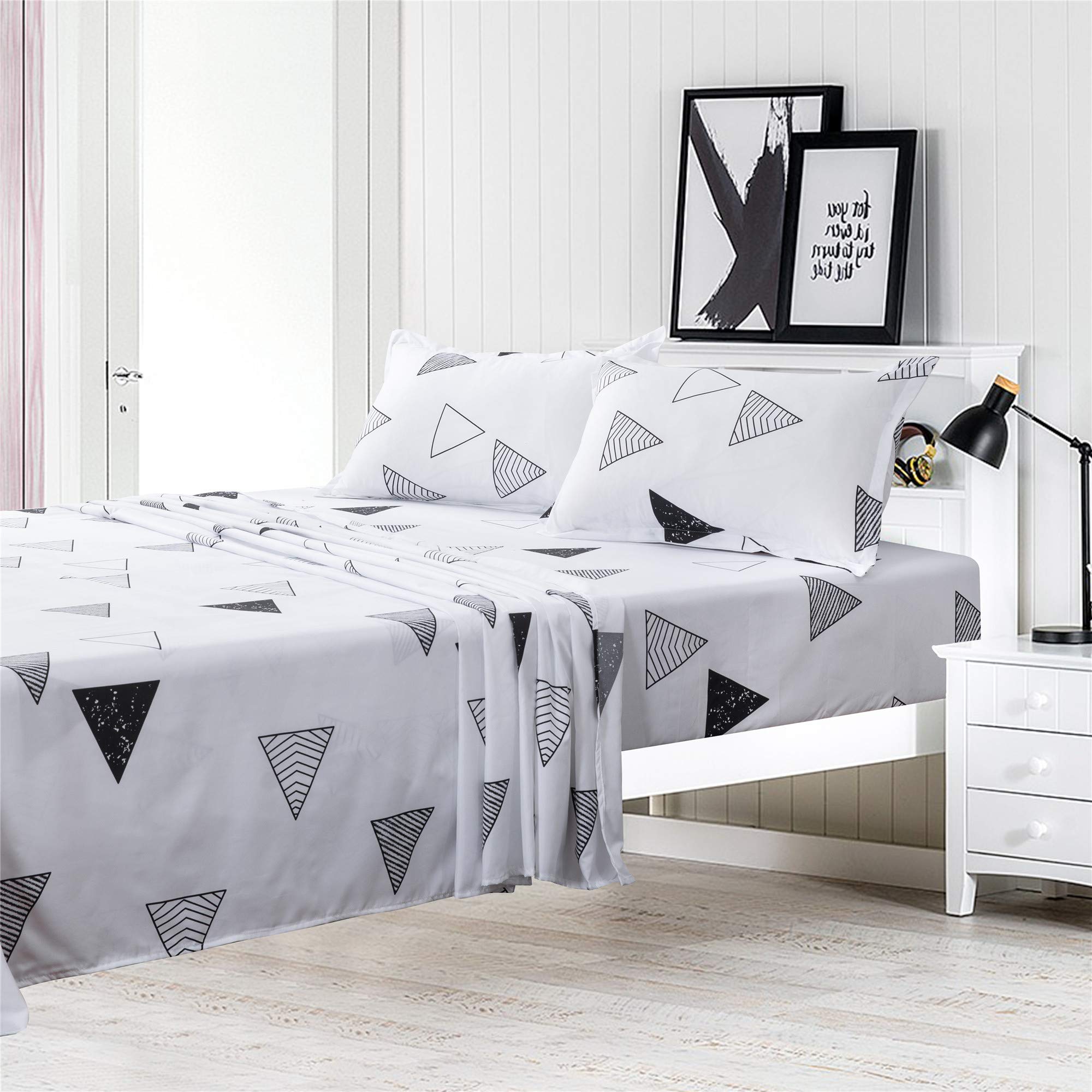 KFZ Twin Triangle Sheet Set –Triangle White Black Bedding Comforters & Sets- 4 Pieces with 1 Fitted Sheet, 1 Flat Sheet and 2 Pillowcase –Bed Sheets for Bed Frame (Top Triangle, White, Twin)