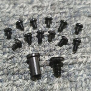 anodized black titanium screw & pivot set for benchmade 940 osborne