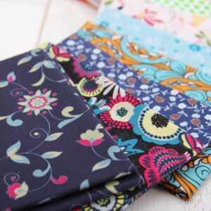 Threadart 30 Fat Quarter Huge Bundle - Mixed Prints 100% Cotton Fabric - Premium 100% Cotton Quilting Fabric - No Duplicates - Full Size Fat Quarters 18"x21"