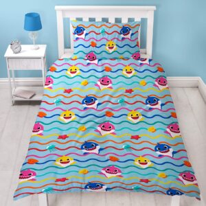 Character World Baby Shark Rainbow Single Duvet Cover Set