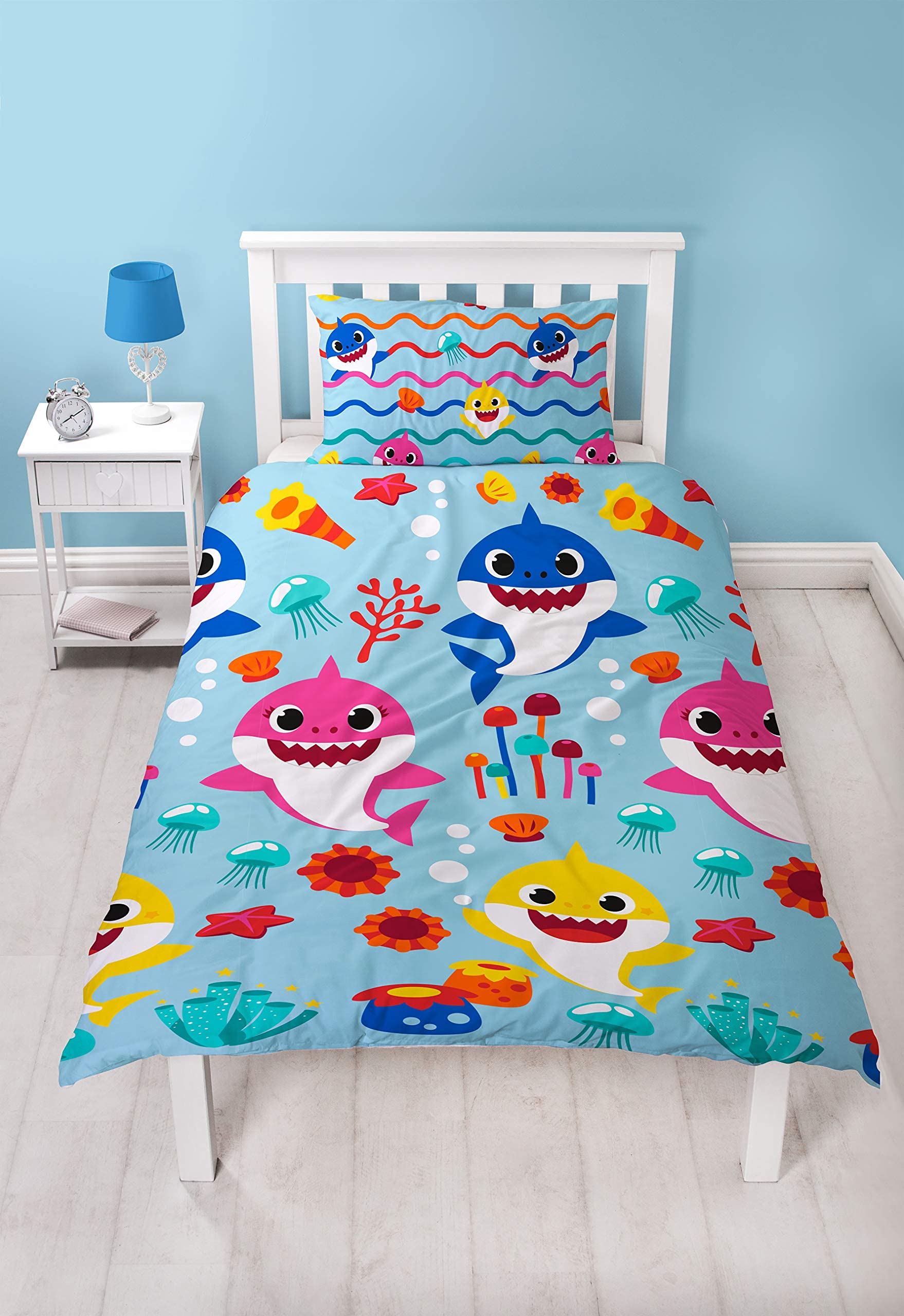 Character World Baby Shark Rainbow Single Duvet Cover Set