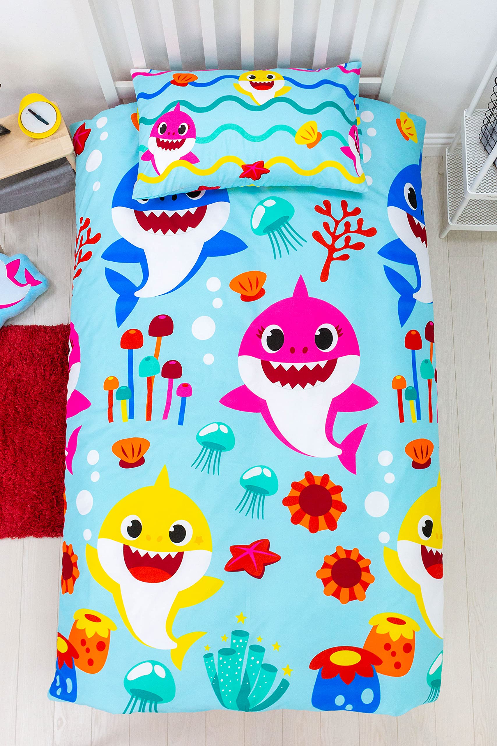 Character World Baby Shark Rainbow Single Duvet Cover Set