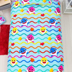 Character World Baby Shark Rainbow Single Duvet Cover Set