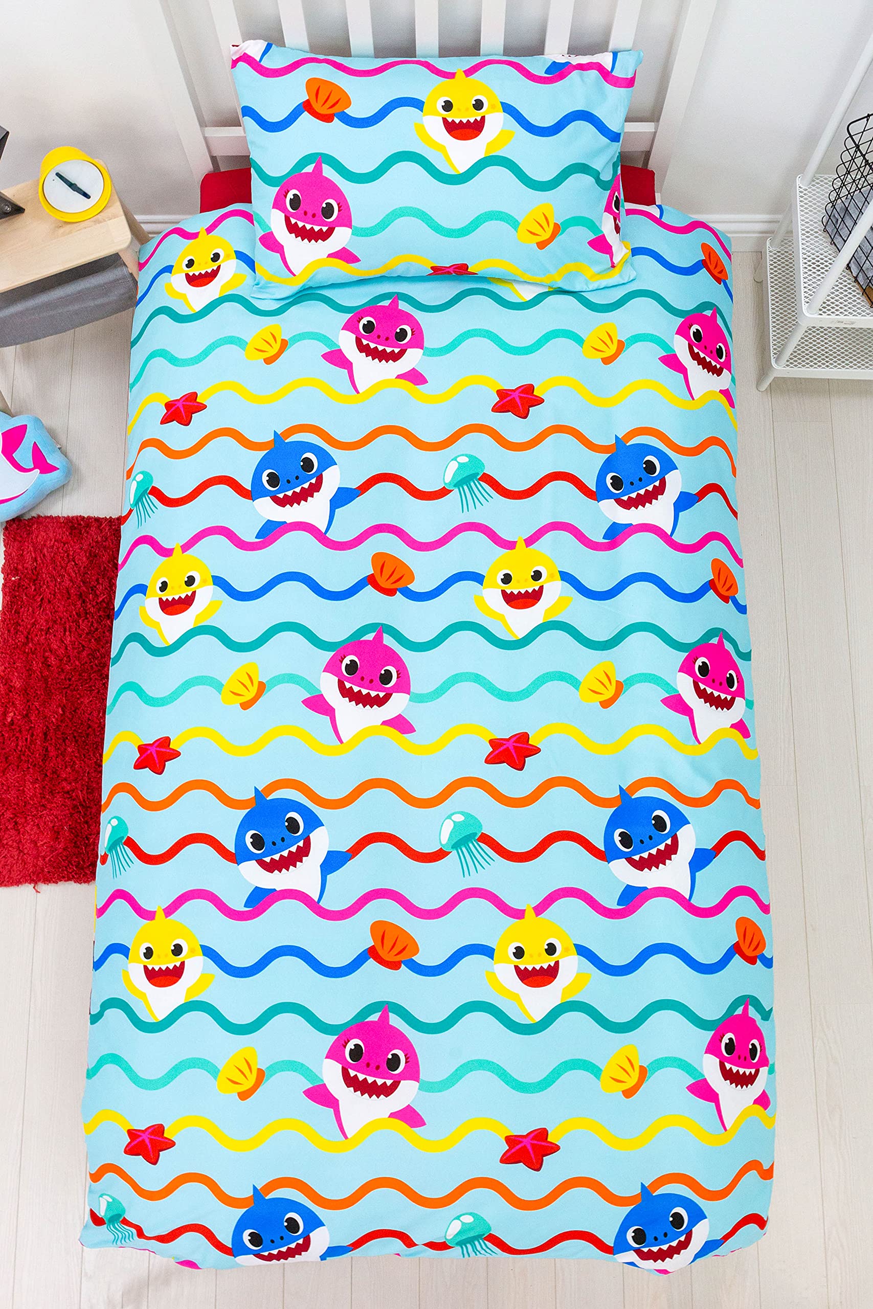 Character World Baby Shark Rainbow Single Duvet Cover Set