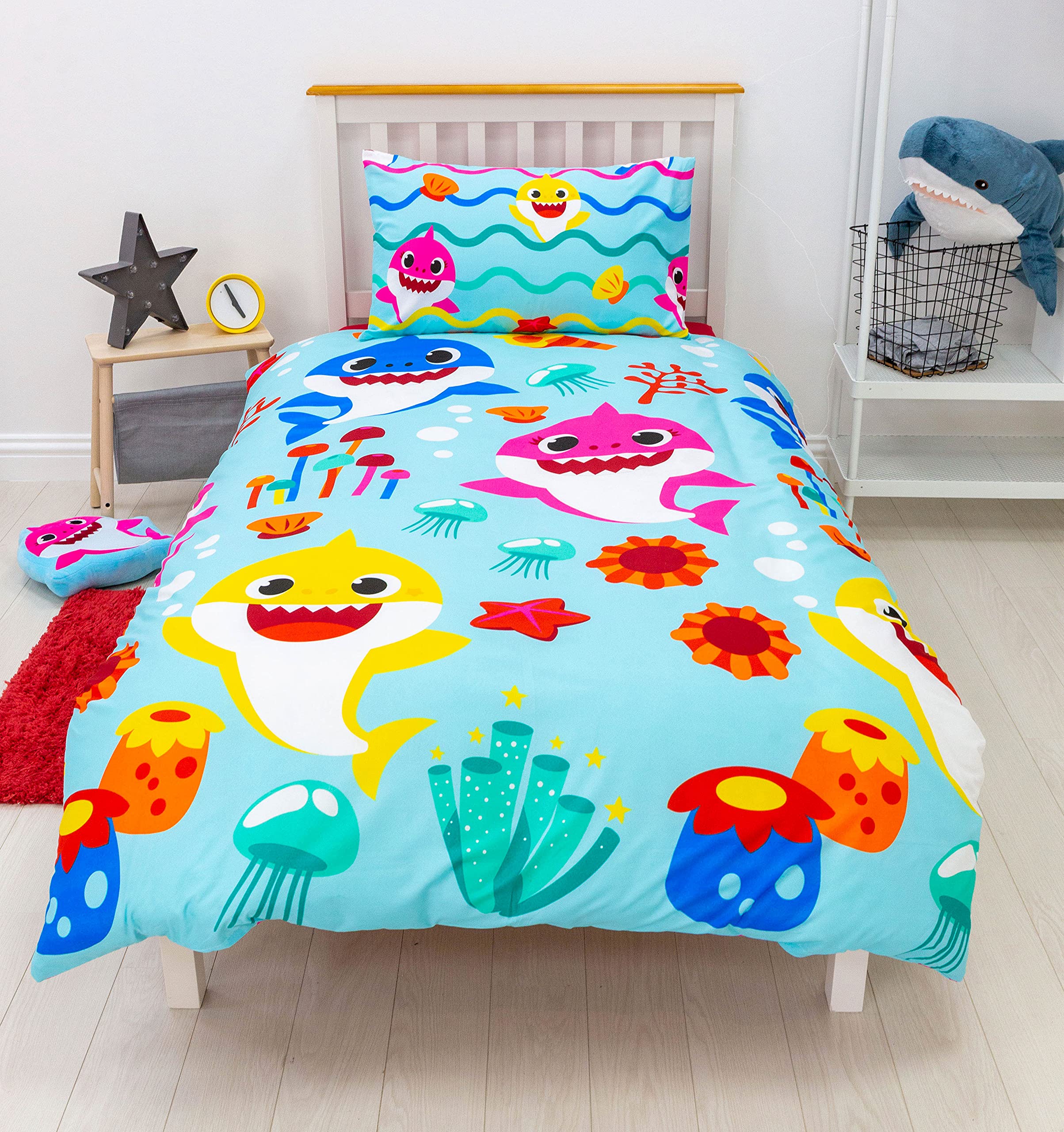 Character World Baby Shark Rainbow Single Duvet Cover Set