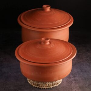 Swadeshi Blessings HandMade Exclusive Range Unglazed Earthen Kadai/Mud Handi/Mitti Ke Bartan/Clay Pot for Cooking & Serving with Lid(with Mirror Shine) + Free Palm Leaf Stand (3.5 Liters)