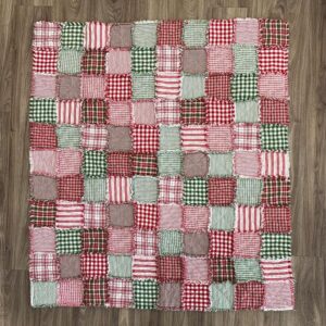 40+ Merry Christmas Charm Pack Red Green White, 5 inch Precut Cotton Homespun Fabric Squares by JCS