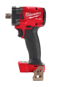 milwaukee m18 fuel 1/2 compact impact wrench w/ (2855p-20)