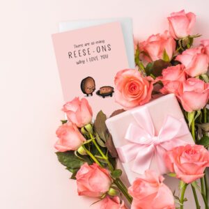 ALY LOU Cute Anniversary Card, Birthday Card for Her Him/Girlfriend Wife/Husband Boyfriend, Friendship Thank You Kawaii Greeting Card (There are so many reese-ons why I love you)