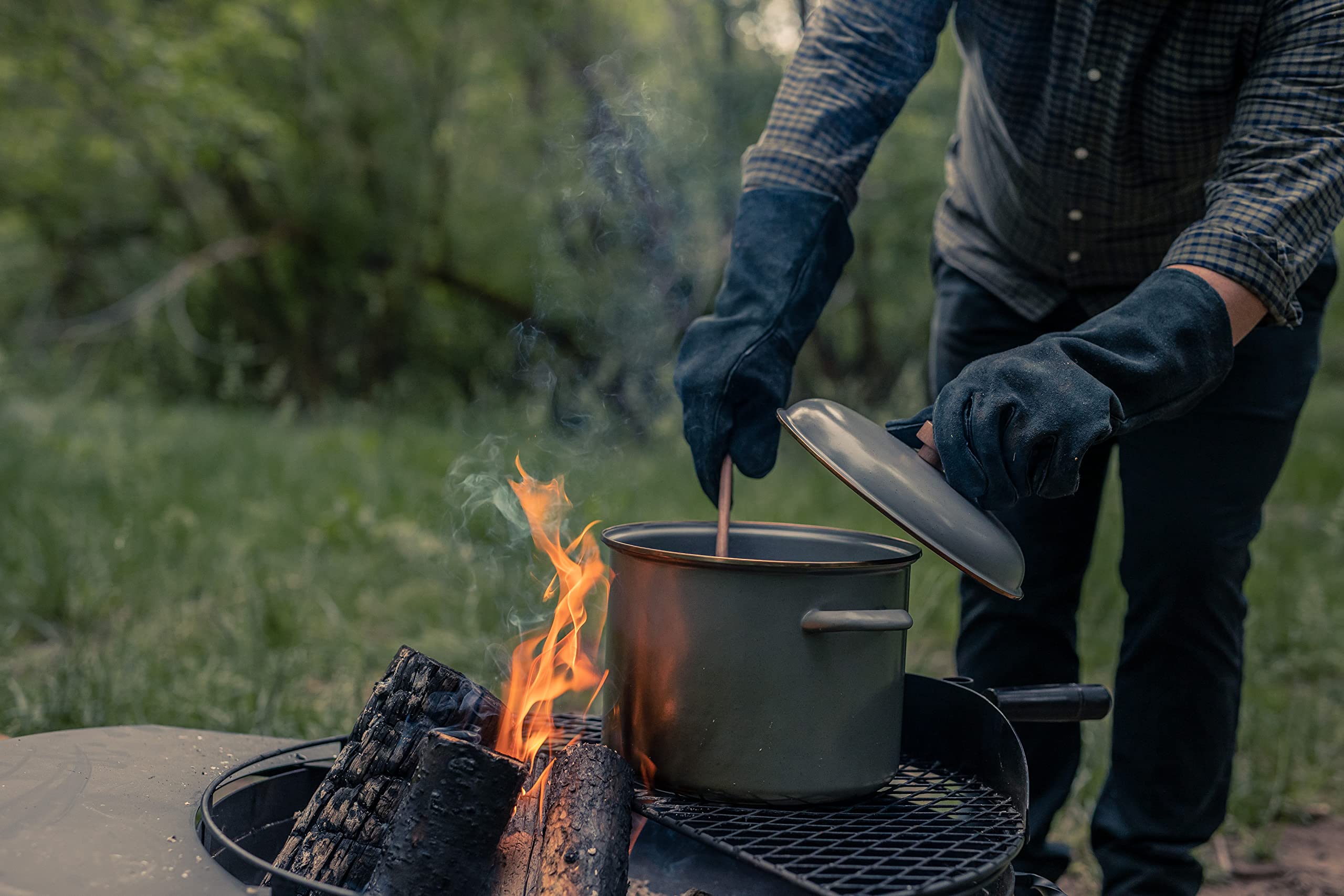 Barebones Enamel Stock Pot - Large Cooking Pot, Soup Pot, and Stock Pot - Enamelware Dishes for Outdoor Cooking (Slate Gray)