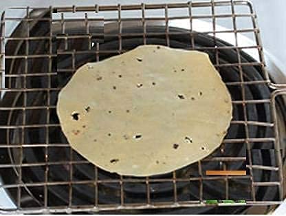 Sriyug Papad Jali Stainless Steel Wire Roaster Rack Papad Jali With Wooden Handle Roasting Net Roast Grill Chapati Toast Roti Papad And More...