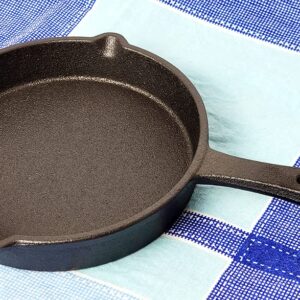 HAWOK Cast Iron DIA.5.3 inch Mini Skillet Mini Round Pan Black cast iron server