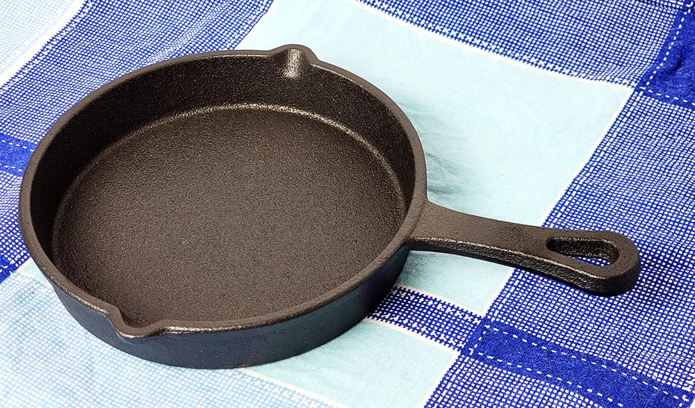 HAWOK Cast Iron DIA.5.3 inch Mini Skillet Mini Round Pan Black cast iron server