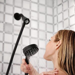 Moen Engage Magnetix Matte Black 3.5-Inch Six-Function Detachable Handheld Showerhead with Magnetic Docking System, 26100BL