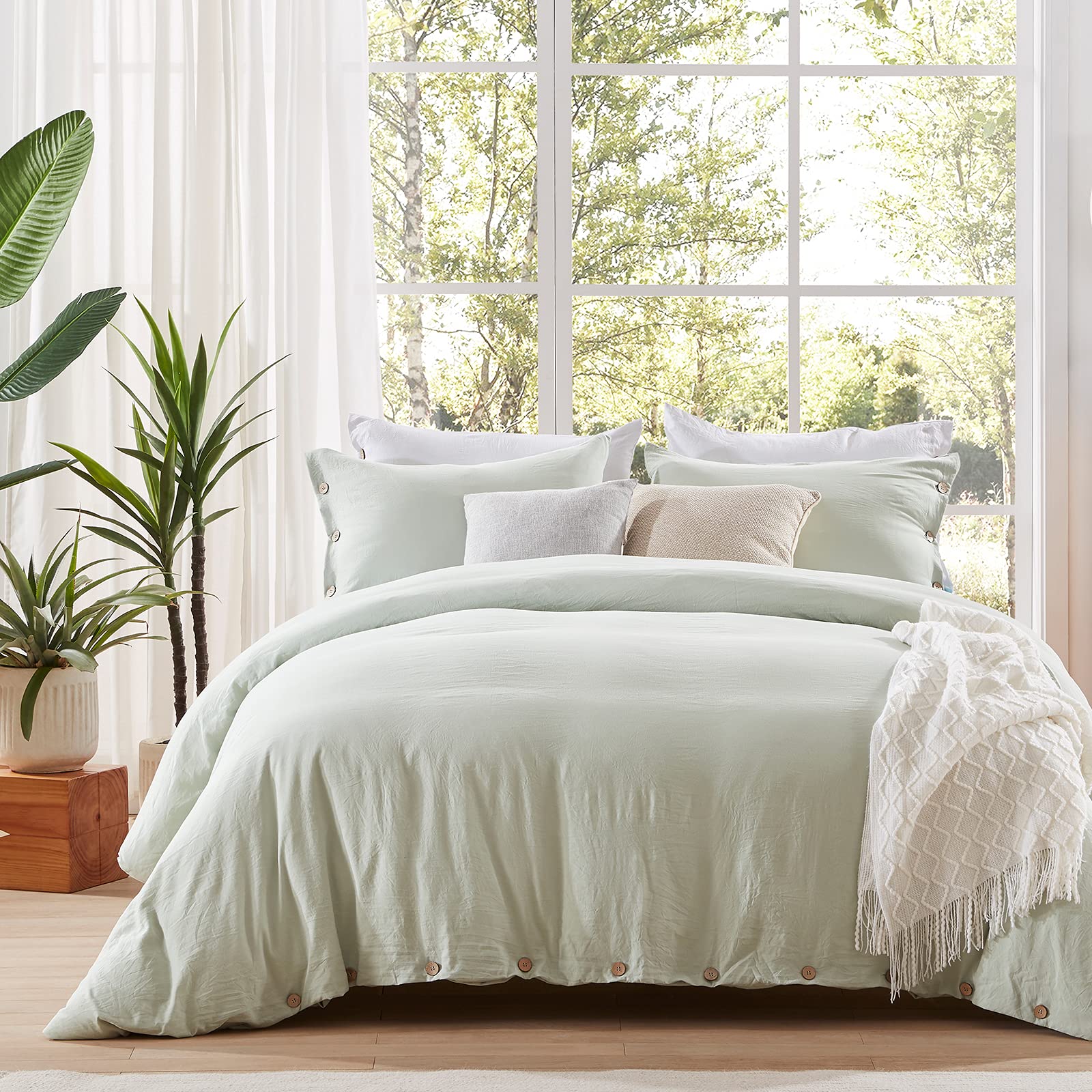 NexHome Sage Green Duvet Cover Sets Queen Size 3 Piece Double Brushed Microfiber Queen Duvet Cover with Button Closure & Corner Tie 1 Breathable and Soft Duvet Cover 90x90 inches + 2 Pillow Shams