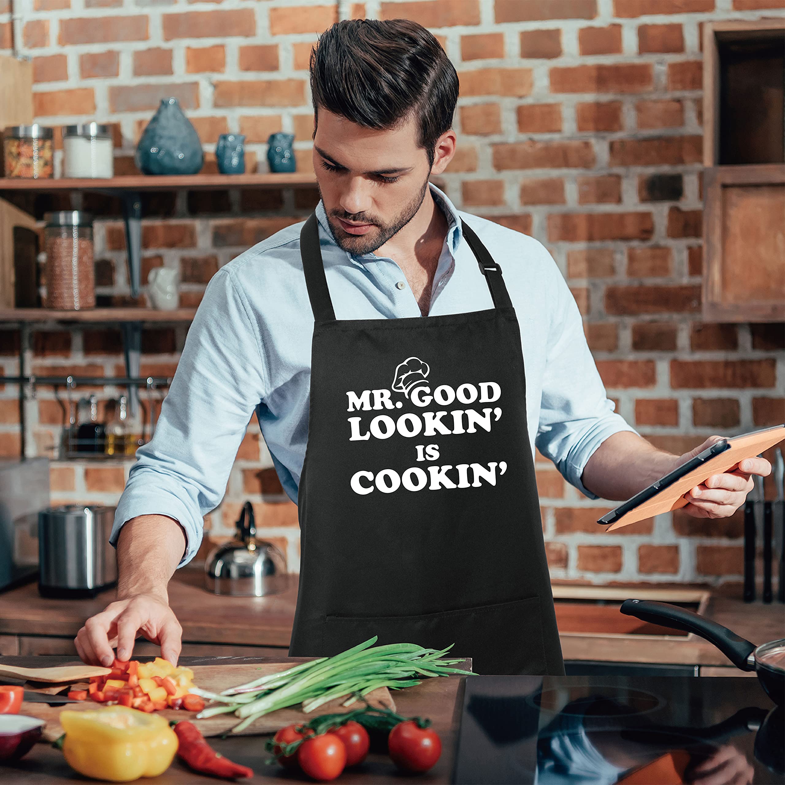 Xornis 100% Cotton Funny Aprons for Men Mr. Good Looking is Cooking Kitchen Grill BBQ Adjustable Bib Aprons with 2 Pockets Gifts for Dad Father's Day Birthday Anniversary