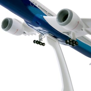 Boeing Unified 777-9 1:200 Model