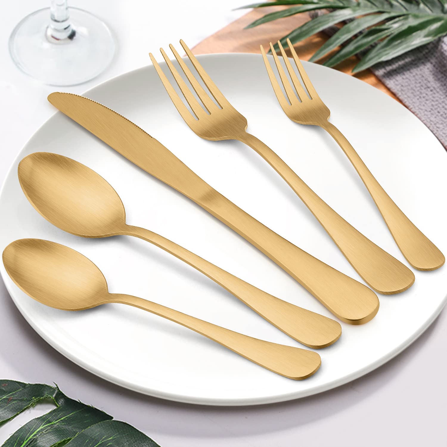 LIANYU 30 Piece Gold Silverware Set, Stainless Steel Gold Flatware Cutlery Set for 6, Fancy Kitchen Utensil Tableware Set for Home Restaurant Party, Satin Finish, Dishwasher Safe