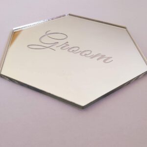 XIAOYUE Bride and Groom Acrylic Mirrored Hexagon Place Cards, Geometric Bride and Groom Table Setting,Wedding Place Cards, Bride and Groom Set (Silver Mirror)