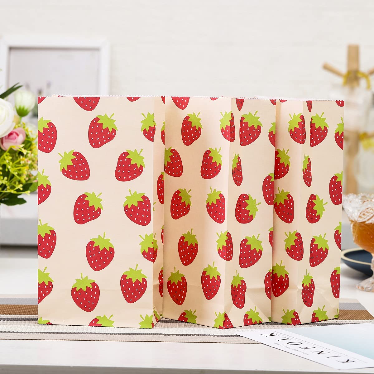 ysmile Strawberry Favor Bag Party Treat Bag Small Gift Bag Paper Birthday Decoration for Kid 24 ct