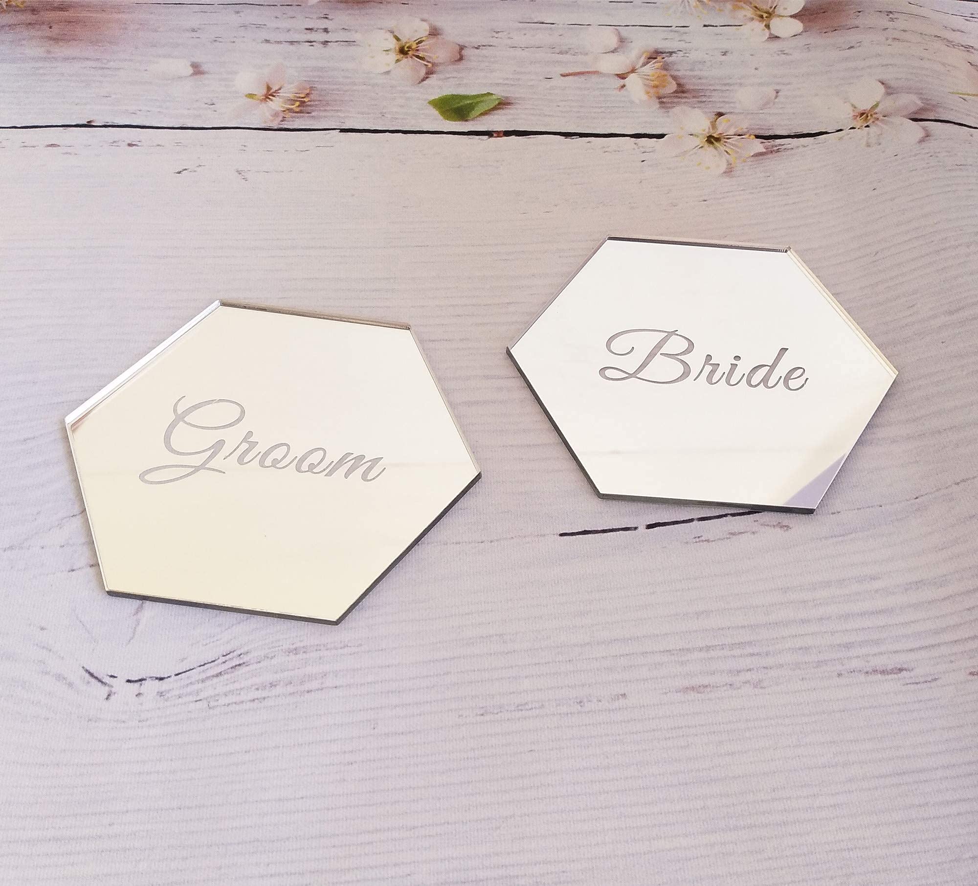 XIAOYUE Bride and Groom Acrylic Mirrored Hexagon Place Cards, Geometric Bride and Groom Table Setting,Wedding Place Cards, Bride and Groom Set (Silver Mirror)