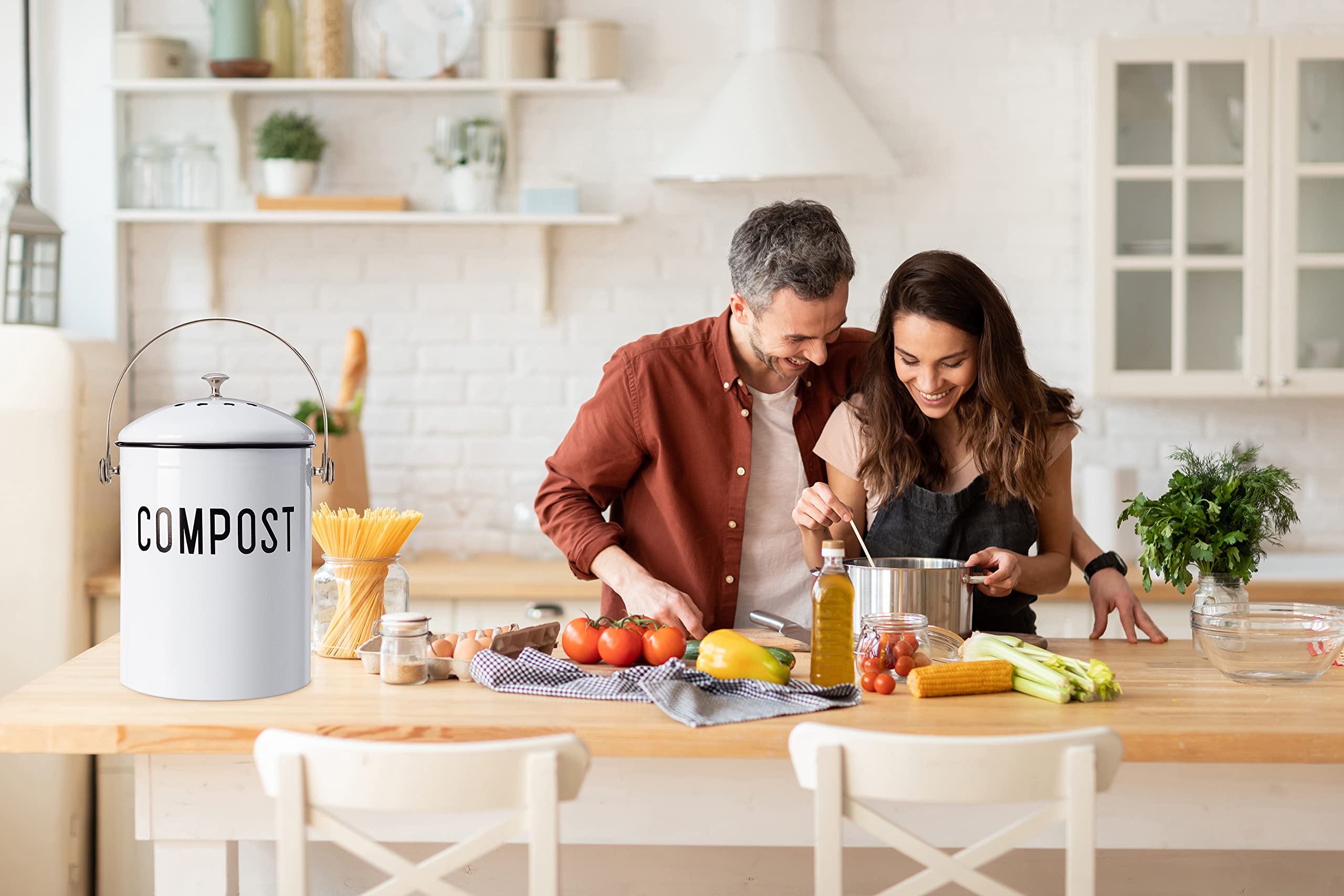 JRW Design White Kitchen Compost Bin Plus 2 Non-Smell Filters, 1.3 Gallon Farmhouse Bin for Countertop, Durable Bin Kitchen with Handle, Easy to Clean, Rust Proof Composting Bin, Compost Bucket