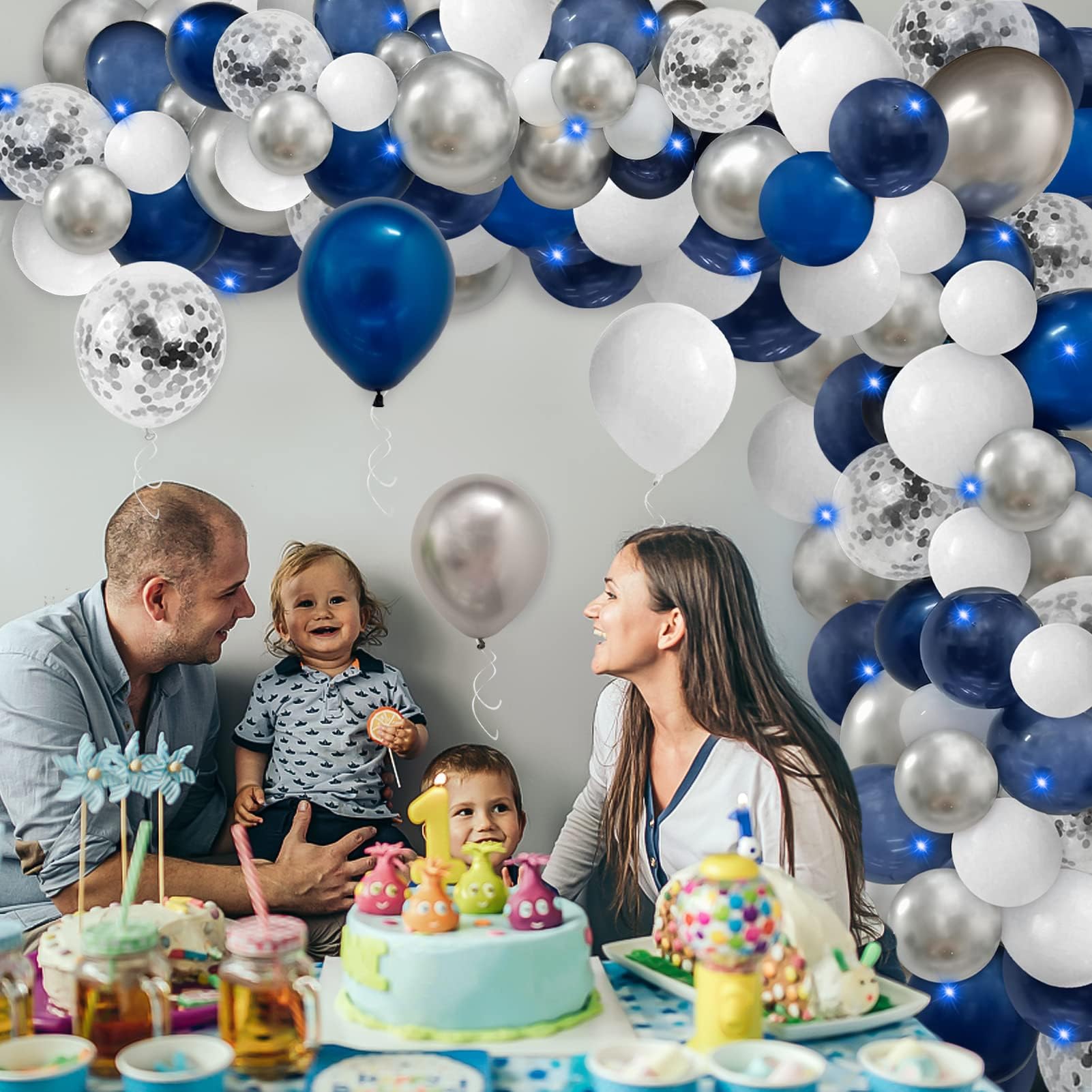 124pcs Blue Silver White Balloons Garland Arch Kit 5/10/12/18 Inch Royal Navy Blue White Metallic Silver Confetti Set for Birthday Wedding Graduation Party Father's Day Decor