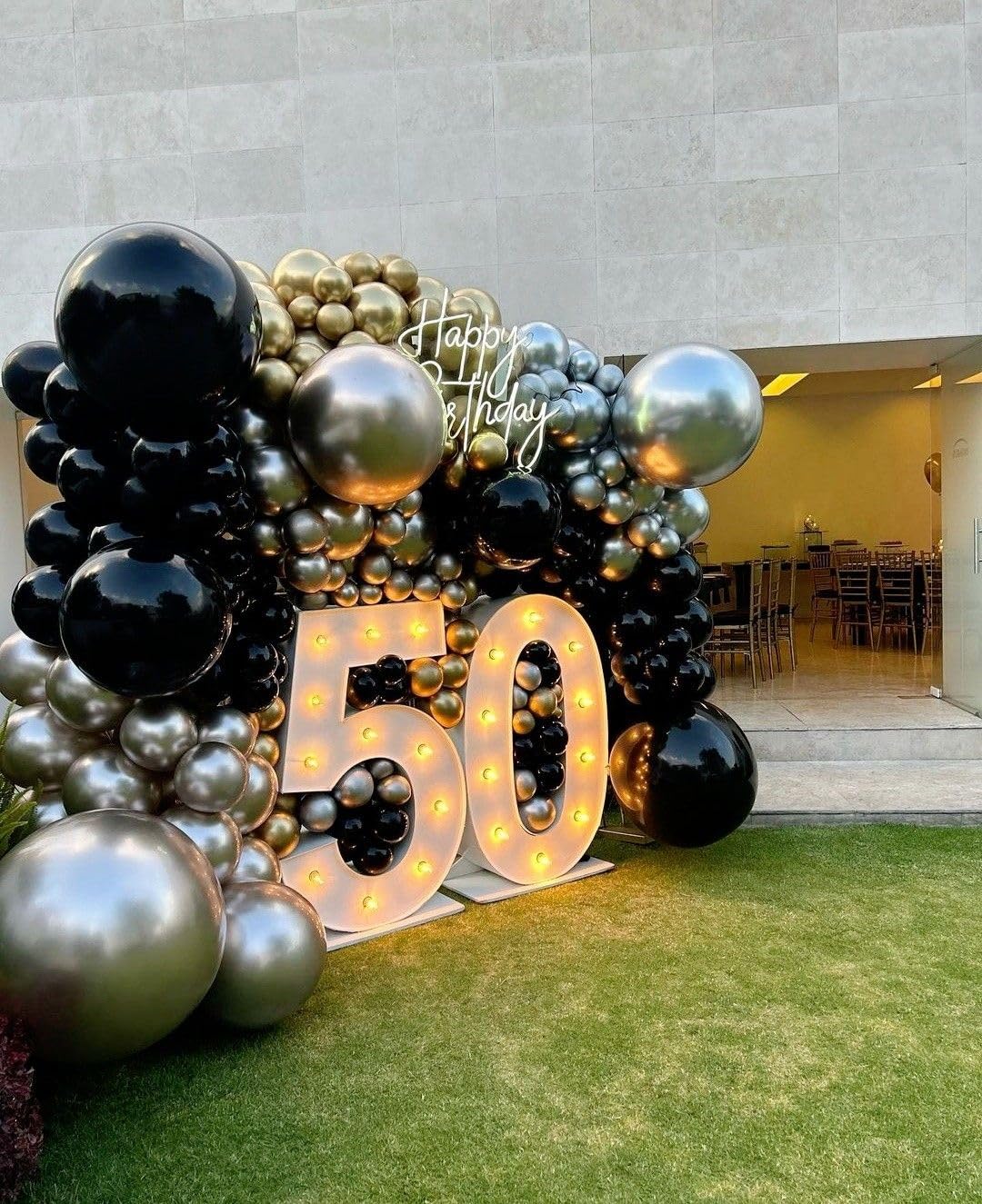 HOUSE OF PARTY Black and Gold Balloon Arch | Black and Gold Party Decorations-158 pcs for Grad Party Decorations 2024 | Silver 5/10/12/18 Inch Balloons for Party, Anniversary & Halloween Decor