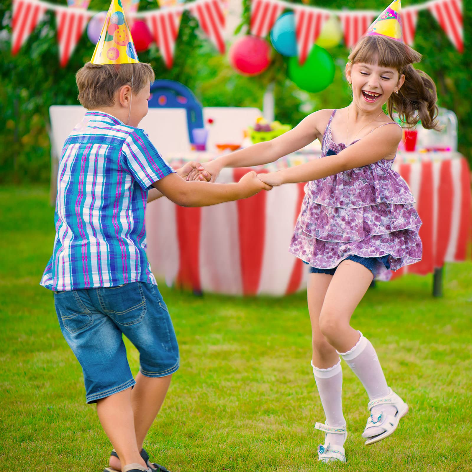 Tatuo Halloween Table Skirt Circus Pennant Bunting Flags Banner Wedding Carnival Circus Decoration Red White Striped Table Cloths for Christmas Birthday Theme Party Festival Celebration Supplies