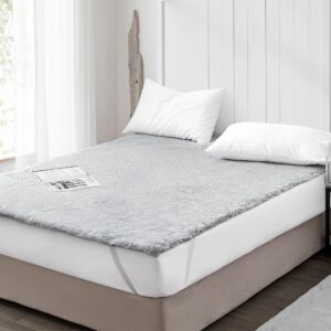 chunky bunny - coma inducer® king bed topper - glacier gray