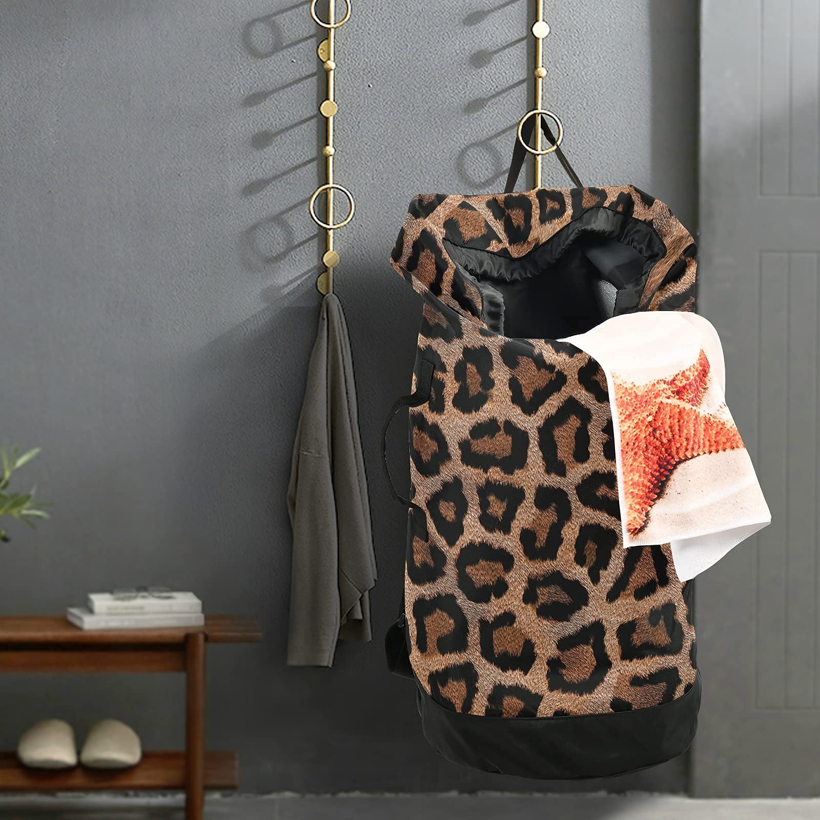 Leopard Laundry Bag Heavy Duty Laundry Backpack Large with Adjustable Shoulder Straps for Traveling Dirty Clothes Organizer for College Students Waterproof