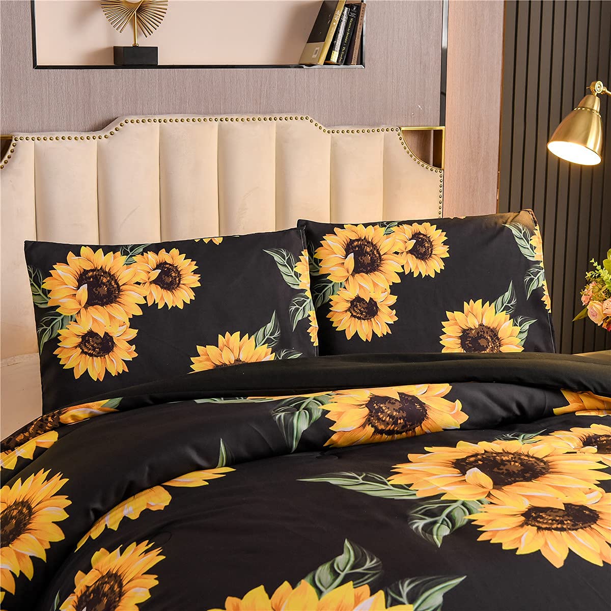 NTBED Black Sunflowers Comforter Set Queen Yellow Floral Botanical 3-Pieces Microfiber Bedding Quilt for Girls Teens (Black, Queen)