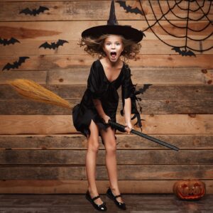 Sumind 4 Pieces Halloween Witch Broom Plastic Witch Broomstick Cosplay Broom Props Wizard Flying Stick Halloween Plastic Broom Props for Teens Adults Halloween Party Cosplay Supplies, 39.4 Inches