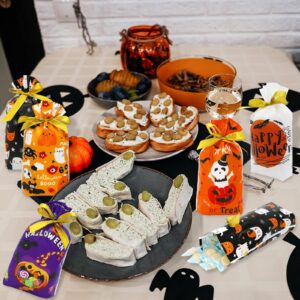 ZMCINER 50 Pcs Halloween Drawstring Candy Bags Halloween Treat Bags for Halloween Party Favors