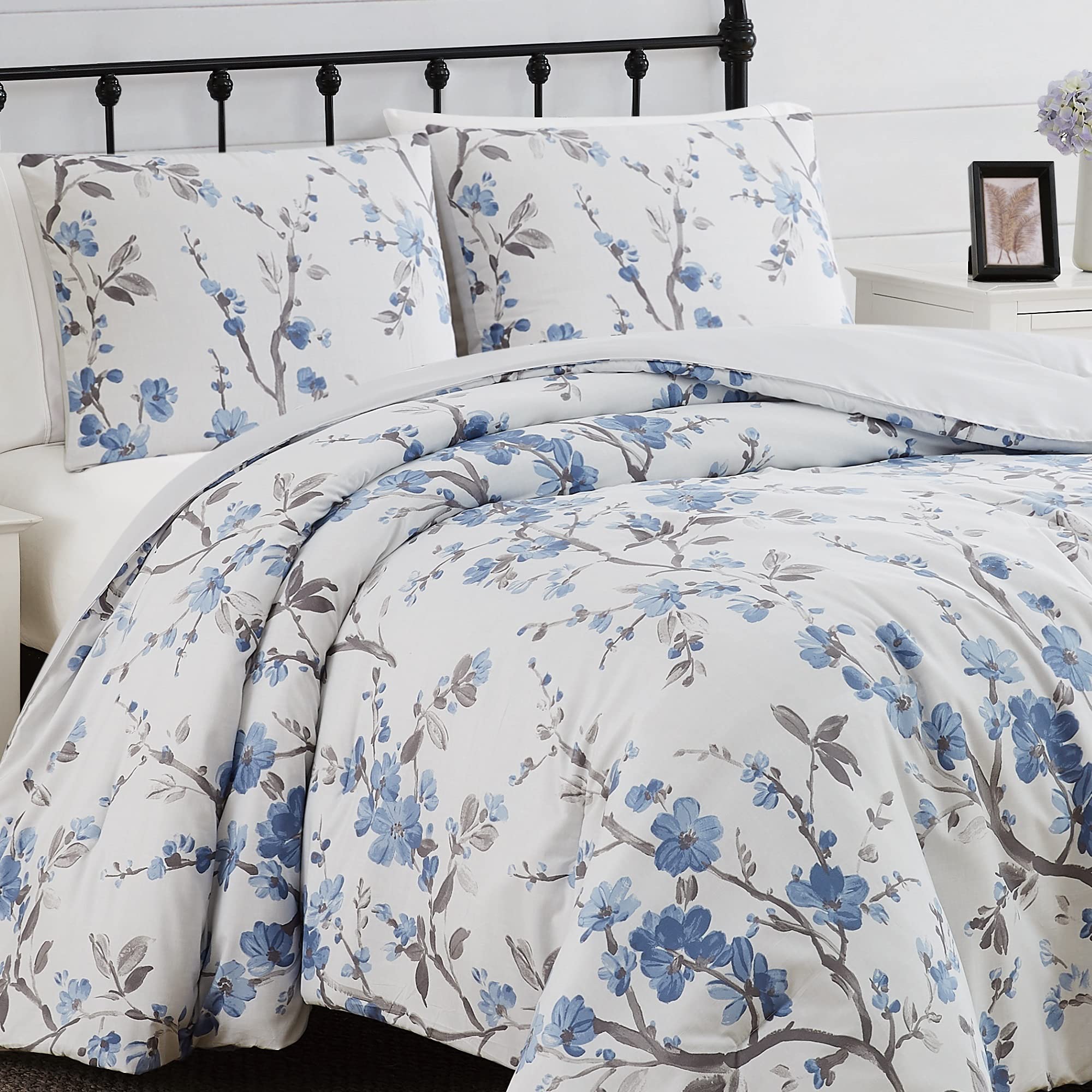 CANNON Kasumi Floral King 3 Piece Duvet Cover Set, White/Blue