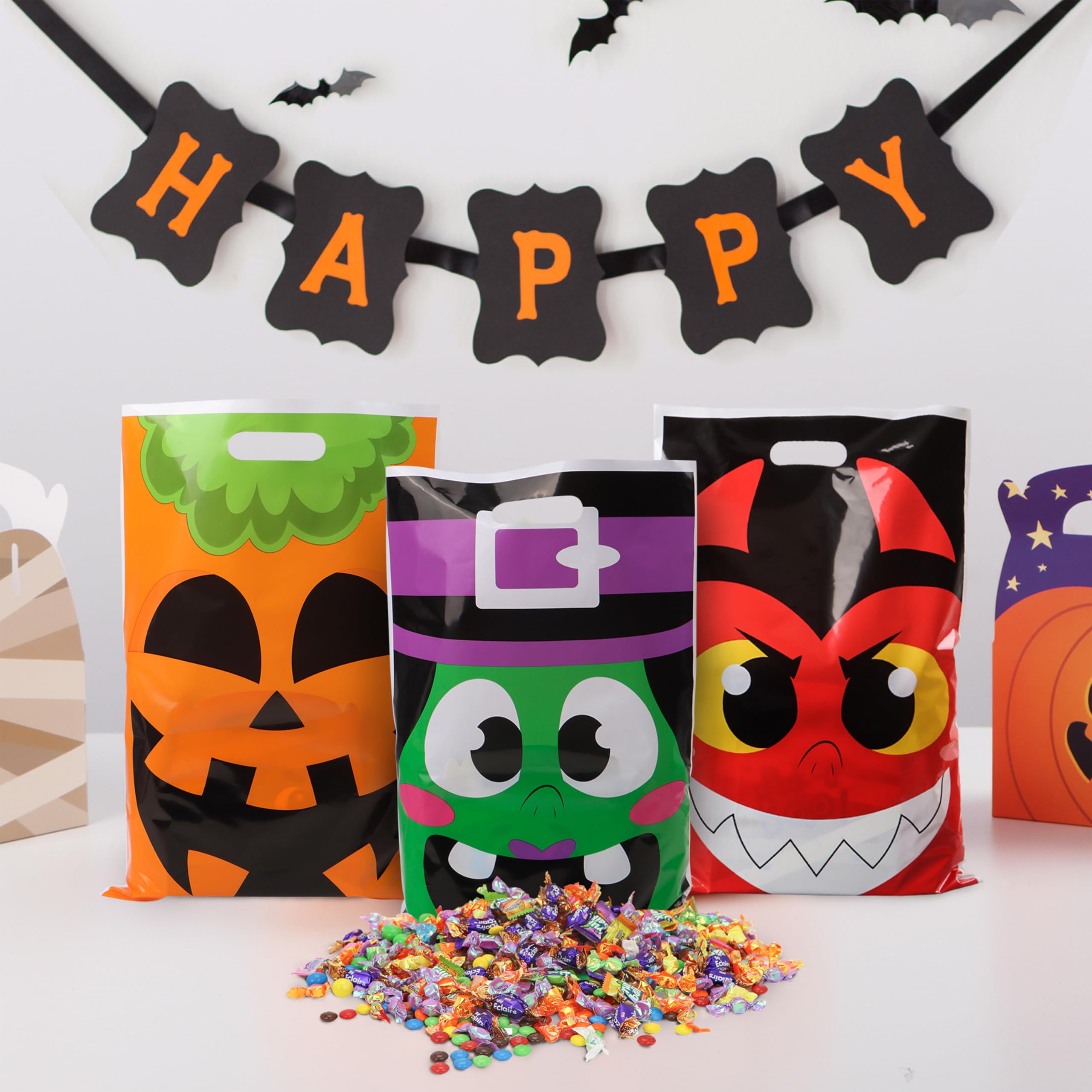 JOYIN 72 Pcs Halloween Bags, Plastic Goodie Bags in 6 Designs for Halloween Candy Trick or Treating Party Favors, Halloween Trick-or-Treat Snacks Party Supplies Classroom Prizes