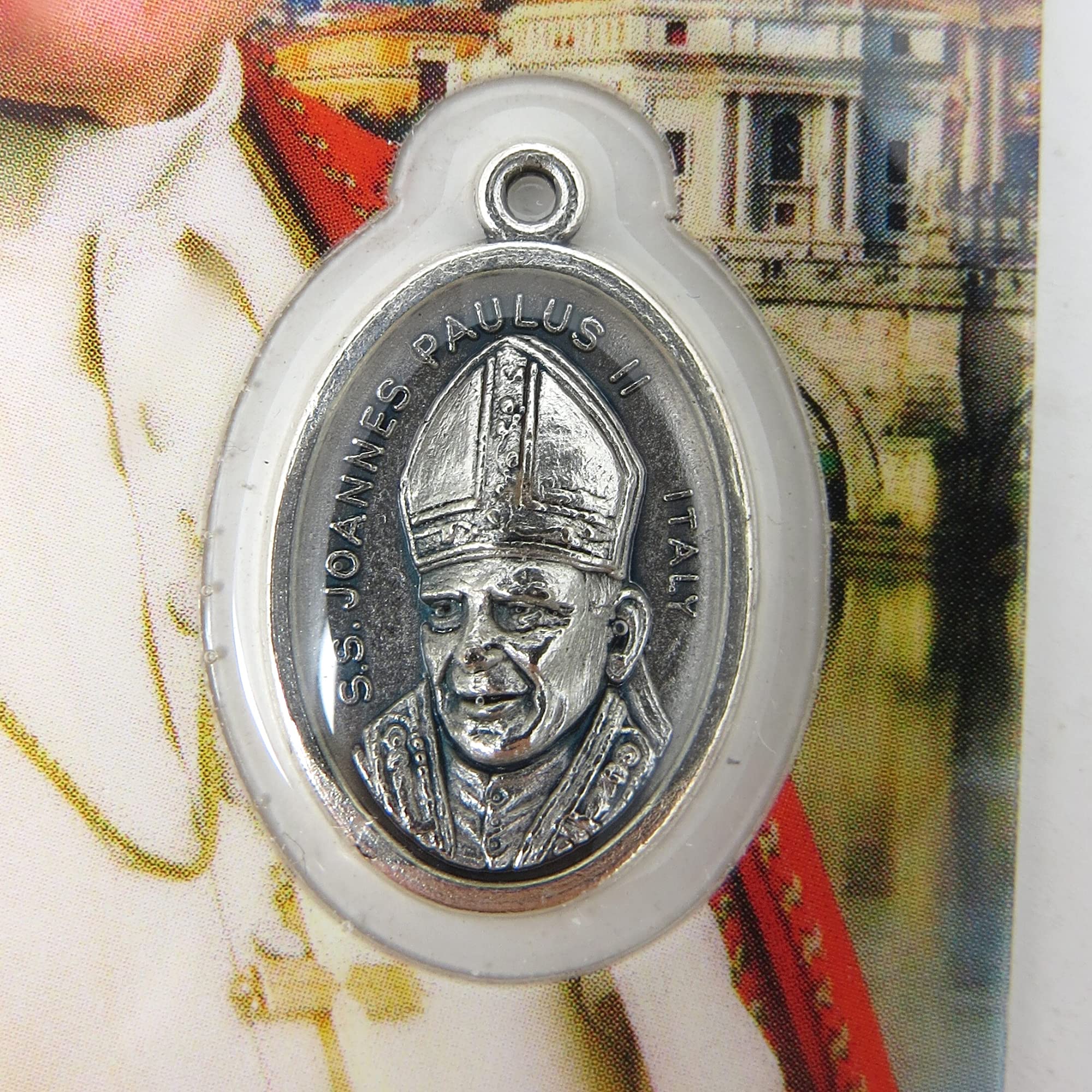 Needzo Saint John Paul II The Pope Holy Prayer Card with Medal and Chaplet on The Back, Catholic Saints Pocket Prayer Bookmarks and Bible Page Holders, 3 3/8, Pack of 2