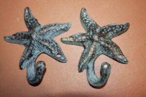 southern metal vintage style starfish wall hooks | coat hooks | 3-d cast iron, pack of 2 n-24